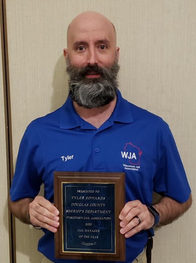 Congratulations to the 2021 Award Winners! – Wisconsin Jail Association
